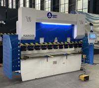 China 1mm Stainless Steel Plate CNC Hydraulic Press Brakes 2500mm Servo Cnc Bending Machine for sale