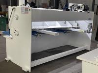 China Guillotine Cutting Machine QC12Y Hydraulic Shearing Machine For Metal Sheet Carbon Steel 4mm for sale