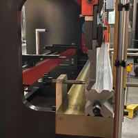 China Hydraulic Torsion Bar Press Brake 125T Pressure 5mm Sheet Metal Hydraulic Bending Machine 3200mm for sale