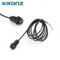 China Cylindrical Photoelectric Sensor Direct Diffuse 10-500mm PNP NPN Output Compact Size for sale