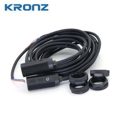 China BP18Y Through-Beam Photoelectric Sensor 10m Range PNP IP67 Rated for Harsh Environments for sale