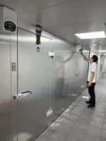 China Insulation Walk In Freezer Room Stainless Steel Cold Room For Fish Meat Frozen for sale