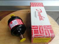 China DML 305 415 Eliminator Liquid Line Filter Driers Refrigeration System Components for sale