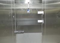China Customized Hinged Door 150mm Steel Blast Chiller 42KG/M3 Density Deep Freezer Cold Room for sale