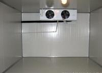 China Right Angle 380V 220V Cold And Freezer Room 2.8 * 3.0 * 2.6M Walk In Freezer Room for sale