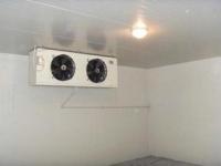 China Bespoke Cold Rooms 100mm Panel Vegetable Cold Storage Room for sale