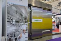 China Walk In Cool Room White Colorbond Stainless Galvanized sheet Cold Room For Fish Storage for sale