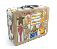 China Novelty Rectangular Tin Box Lunch Box With Plastic Handle , Rectangular Tin Containers for sale
