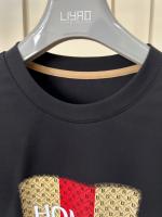 China Cotton Crew Neck Embroidered T-Shirt for Men 170-230G Anti-Wrinkle Breathable for sale