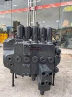 China DOOSAN Excavator Relief Valve , DH220-5 DH220-7 Main Control Valve for sale