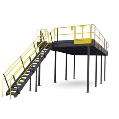 China Steel Platform Warehouse Shelving Racks Heavy Duty For Space Saving for sale