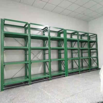 China Heavy Duty Pullout Shelves Racking with Crane Hoist for sale