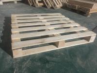 China Stacking wooden pallet for forklift in warehouse for sale