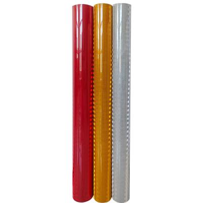 China Aluminized Red White Prismatic Reflective Sheeting Vinyl Film High Intensity for sale