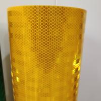 China Self Adhesive High Intensity HIP Grade Road Sign Material Easy To Apply for sale
