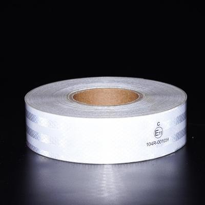 China 2 In*150 Ft White Yellow Red Radium Roll  ECE 104r Prismatic Reflective Tape For Vehicles for sale