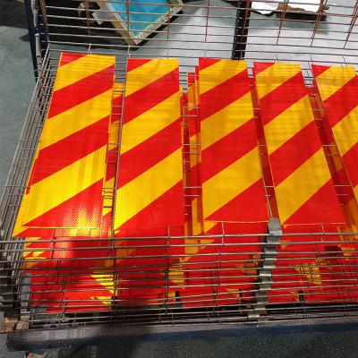 China Reflective Rear Marking Aluminum Plate Board with Warning Sticker for Heavy Vehicles for sale