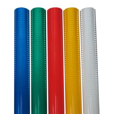 China 10 Years Durability ASTM D4956 Type IV Standards Microprismatic HIP Reflective Sheeting For Safety Solutions for sale