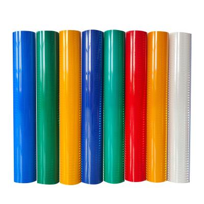 China 9300 High Intensity Prismatic Reflective Sheeting with 10 Years Performance Life and Micro Prismatic Structure for sale