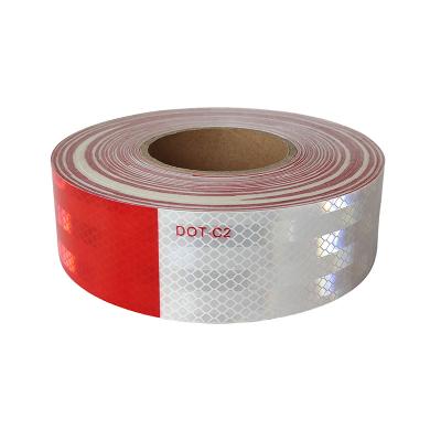 China DOT-C2 Reflective Tape with 10 Years Performance Life and High Reflectivity for Vehicle Safety for sale