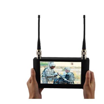 China Handheld 7'' Touch Screen Digital COFDM Receiver with Sweep Frequency Function for sale