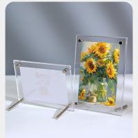 China 4 X 6 Clear Acrylic Picture Frames Photo Holders With Screws Standing On Table for sale