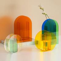 China 3mm Thick Round Flower Acrylic Vase , Lucite Flower Holder For Home Hotel Decor for sale