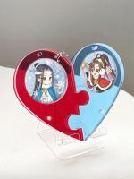 China Stylish Heat-shape Acrylic Cartoon Figure Badge Holder Plexiglas Holder for Badge Organization for sale
