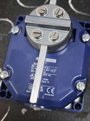 China Telemecanique XCRF17 Industrial Limit Switch for sale