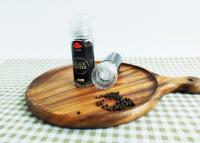 China Durable Glass Salt and Pepper Grinders Manual 100ml Capacity 135mm Height for sale