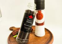 China High Capacity Clear Plastic Spice Grinder 6.5cm Diameter for Salt, Pepper, Herbs and Nuts for sale