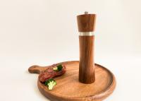 China Kairun Natural Wood Pepper Grinders 5.5x21.3cm with Ceramic Core for Herbs Spices Nuts for sale