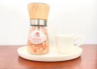 China Rubber Wood Cap Glass Grinder 175ml Manual Adjustable Spice Mill for Kitchen for sale