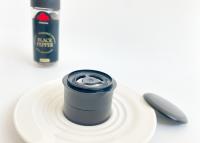 China Customizable Color Refillable Grinder Accessories 50mm x 35mm with Butterfly Cap and ISO9001 Certification for sale
