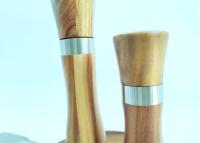 China Kairun Wooden Salt & Pepper Grinders 5.5cm x 25cm - Adjustable Ceramic Core Manual Spice Mill for sale