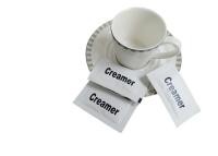 China Individual Creamer Packets with 18-24 Month Shelf Life for Food Service and Custom Packaging for sale
