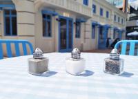 China 17ml Glass Salt Pepper Spice Grinder Shaker with Metal Lid Reusable Refillable for sale
