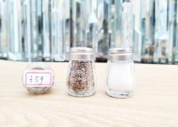 China Gourd Shape Square Glass Shaker 10ml with Metal Lid for Salt Pepper Spices for sale