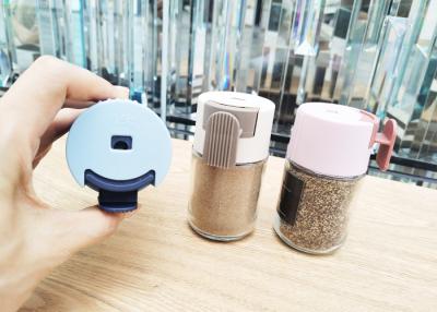 China 100ml 0.5g Press Salt Pepper Spice Glass Jar with Plastic Lid Reusable Refillable for sale