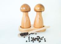 China Refillable Wooden Salt & Pepper Grinders with Ceramic Core - Sustainable Wood Construction, Multiple Sizes Available for sale