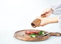 China Highly Durable Wooden Salt and Pepper Grinders with Ceramic Core for sale