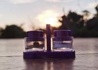 China Disposable Plastic Salt and Pepper Shakers 1.0g 0.2g Ready to Use Hygienic Condiment Shakers for sale