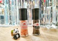 China Easy To Use  Salt And Pepper Plastic Grinders Plastic Cap Salt Mill for sale