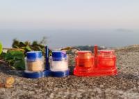China Disposable Plastic Salt and Pepper Shakers 1.0g 0.2g Single Use Seasoning Shakers for sale