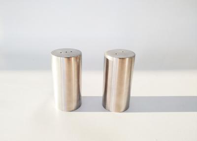 China Stainless Steel Seasoning Shakers Refillable Spice Dispensers 2 Pack Silver for sale
