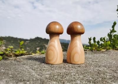 China Acacia Wood Rubber Wood Adjustable Salt Pepper Grinder 11.5x5.2cm Ceramic Core Mushroom Style for sale