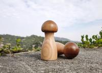 China Mushroom Design Salt Pepper Grinder KRG-033 Ceramic Core Acacia Wood Jar 11.5x5.2cm for sale