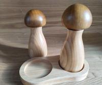 China Mashroom Shape Acacia Wood Salt and Pepper Grinder Set - 2-Piece Manual Adjustable Coarseness with Ceramic Core for sale