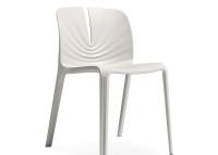 China Plis Design Chair with Italian Design and Natural Colors in W500*D525*H785(mm) for Guest Seating for sale