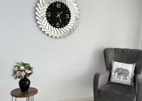 China Bright Silver Mirror Wall Clock with Silent Movement and Customizable Timepiece for sale